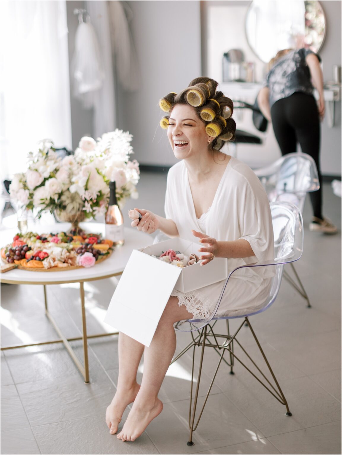 Essential Items Every Bride Should Bring to Her Bridal Suite | Status ...