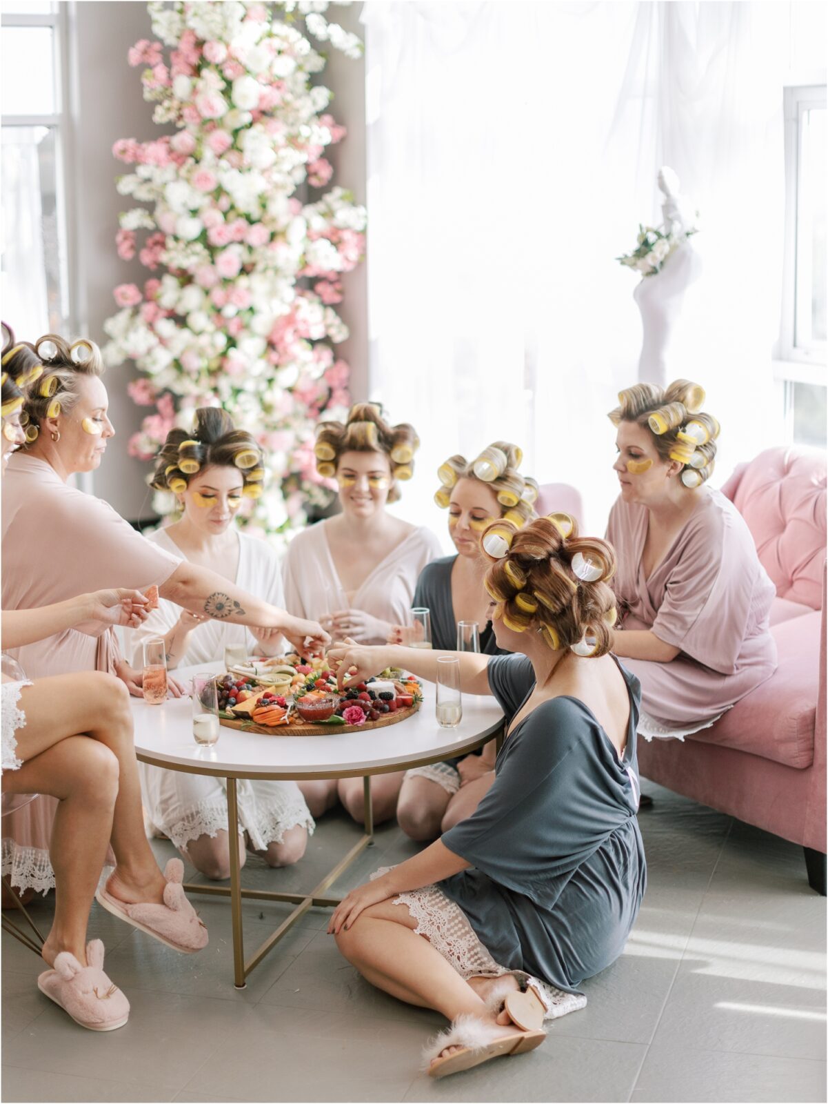 Essential Items Every Bride Should Bring to Her Bridal Suite | Status ...